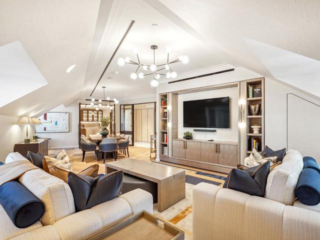 Apartment at Basil Street, Greater London