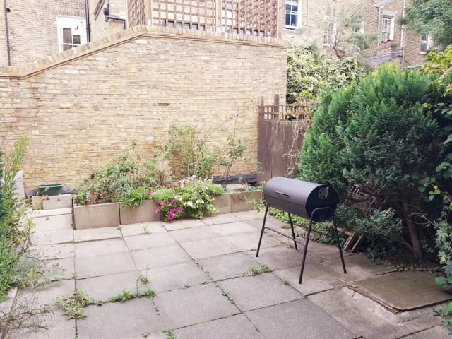 Apartment at Bassett Street, Greater London
