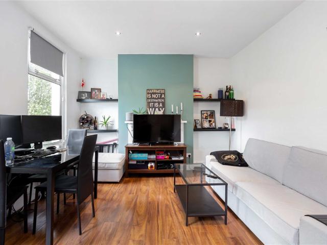 Apartment at Bassein Park Road, Greater London