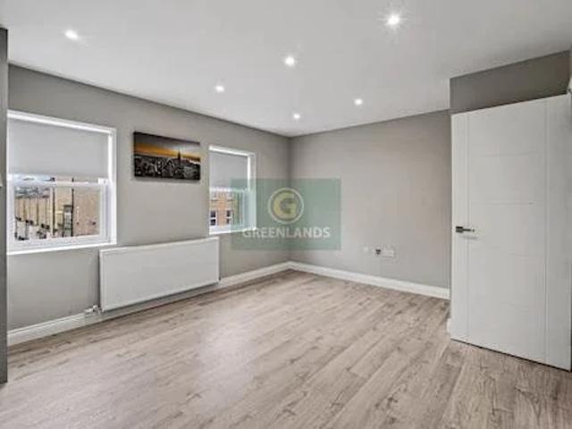 Apartment at Bethnal Green Road, Greater London