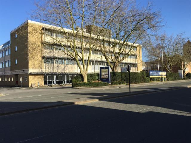 Apartment at Between Towns Road, Oxford