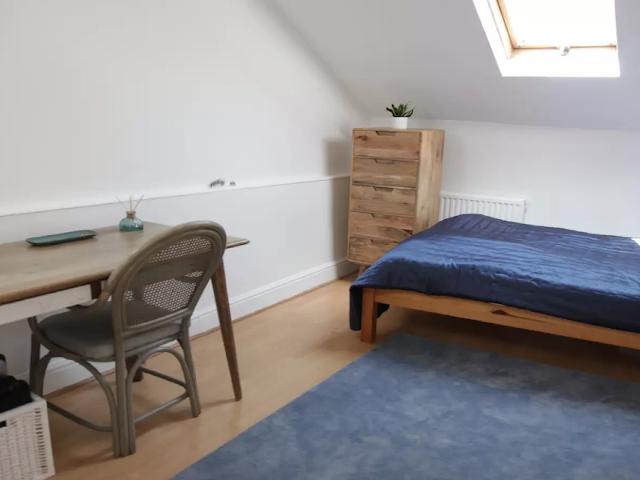 Apartment at Bewlys Road, Greater London