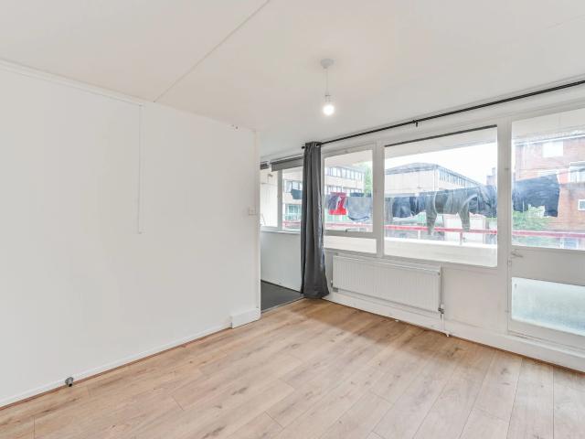 Apartment at Beaconsfield Road, Greater London