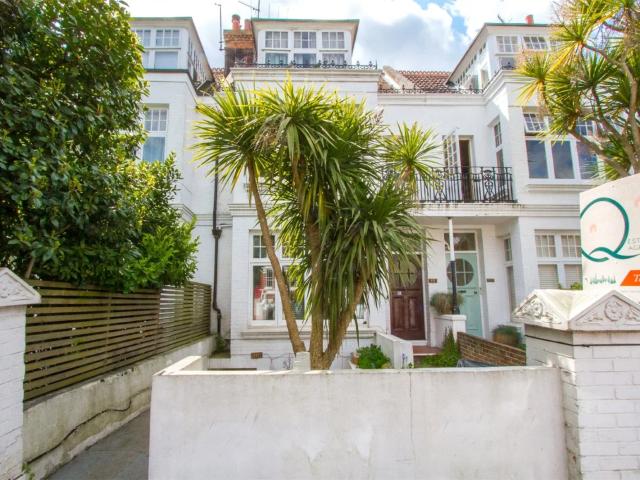 Apartment at Beaconsfield Villas, Brighton