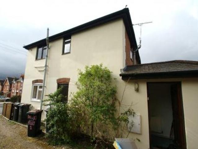 Apartment at Beale's Close, Test Valley