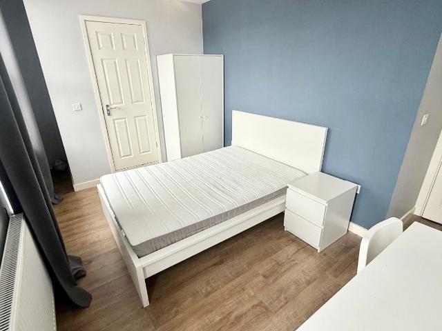 Apartment at Bearwood Road, Sandwell