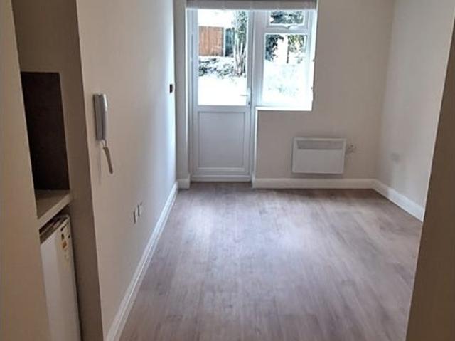 Apartment at Beatrice Road, Greater London