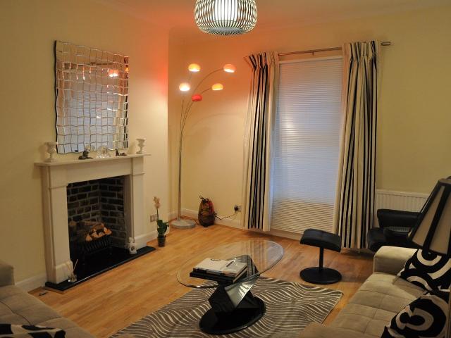 Apartment at Beaumont Crescent, Greater London