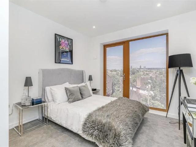 Apartment at Beaumont Road, Greater London