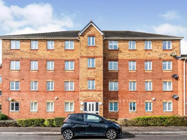 Apartment at Beaufort Square, Cardiff