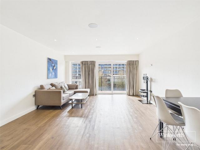 Apartment at Beaufort Square, Greater London