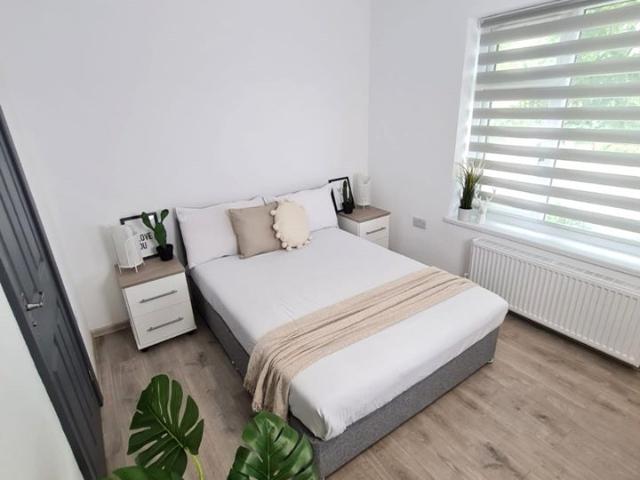 Room at Beckett Road, Doncaster