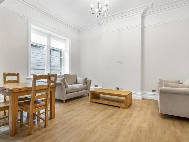 Apartment at Bedford Avenue, Greater London