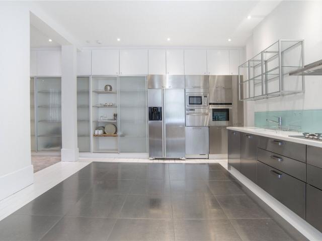 Apartment at Bedford Avenue, Greater London