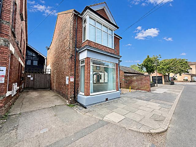 apartment at Bedford,England