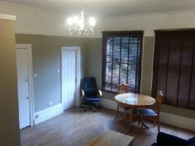 Apartment at Bedford Hill, Greater London