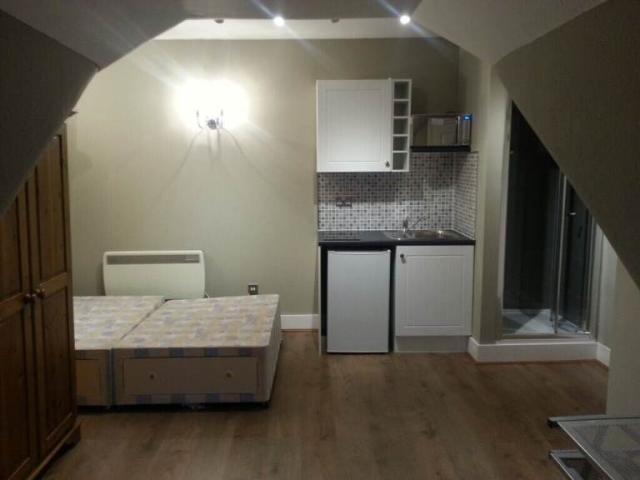 Apartment at Bedford Hill, Greater London