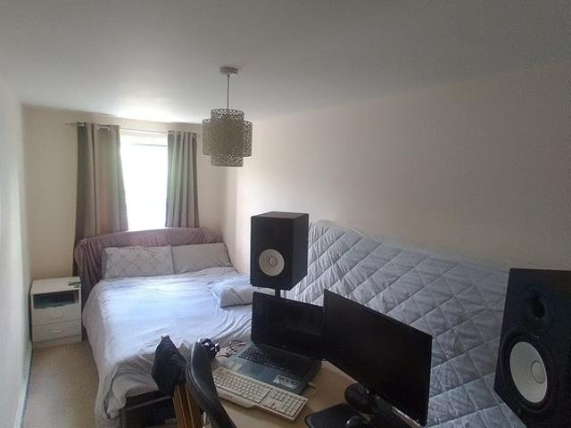 Apartment at Bedminster Parade, Bristol
