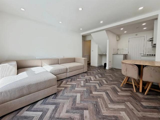 Apartment at Bedwas Road, Caerphilly