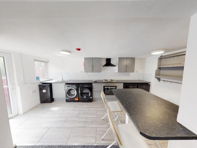 Apartment at Beechwood Terrace, Leeds