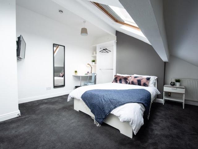 House at Beechwood View, Leeds