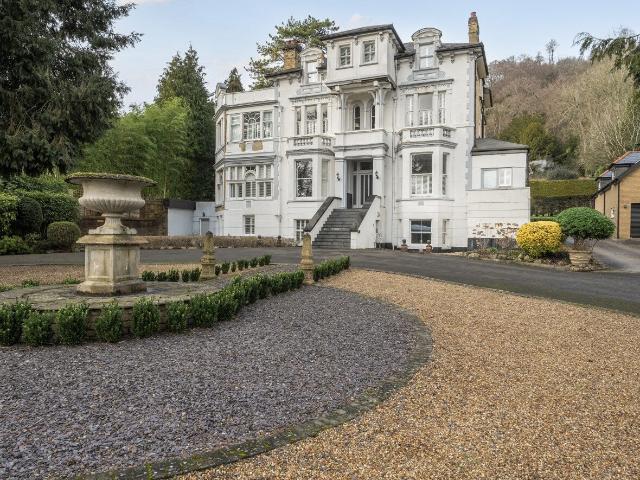 Apartment at Beech Road, Reigate and Banstead