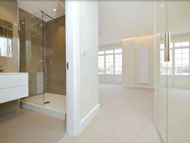 Apartment at Beechcroft Avenue, Greater London