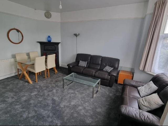 Apartment at Beechcroft Road, Greater London