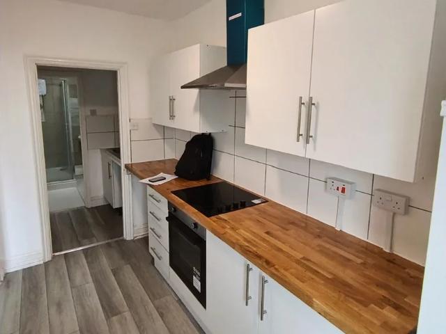 Apartment at Beechfield Road, Greater London