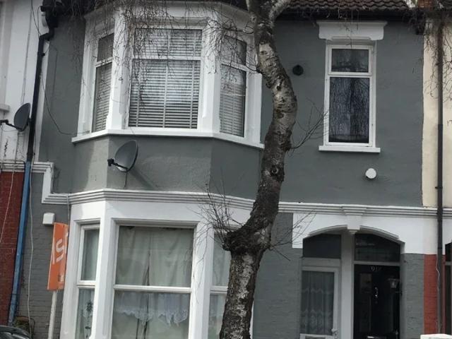 Apartment at Beedell Avenue, Southend on Sea