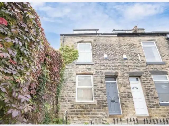 Apartment at Beehive Road, Sheffield