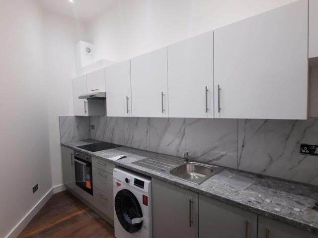 Apartment at Beethoven Street, City of Westminster