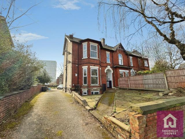 Apartment at Belgrave Crescent, Manchester