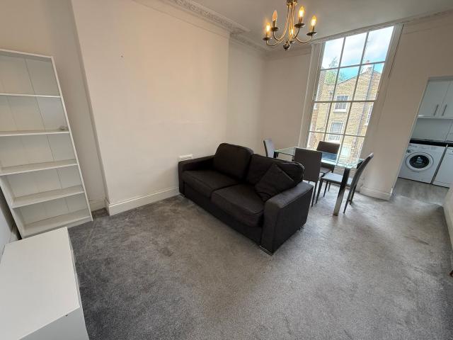 Apartment at Belgrave Gardens, Greater London