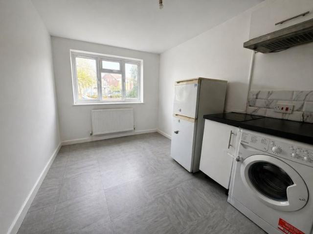 Apartment at Belgrave Walk, Greater London