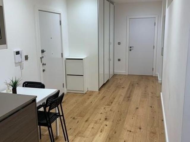 Apartment at Bell Road, Greater London