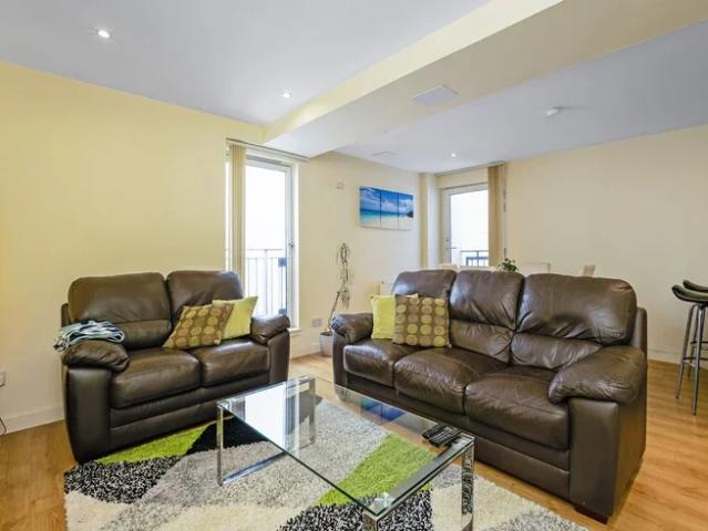 Apartment at Bell Street, Glasgow