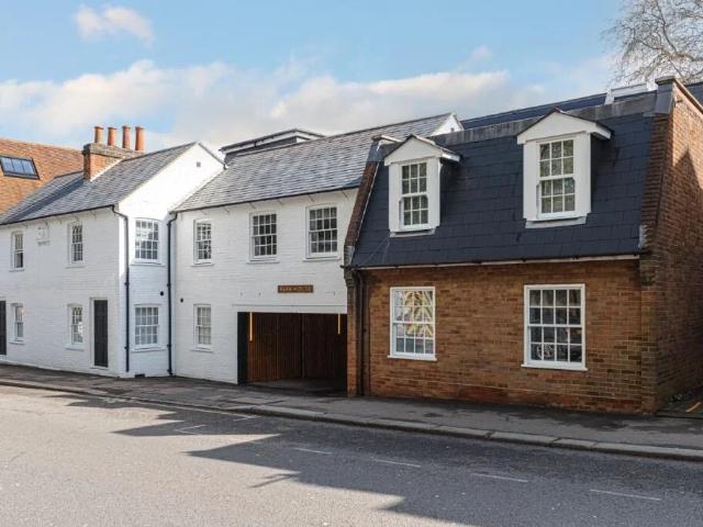 Apartment at Bell Street, Reigate and Banstead