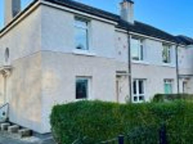 Apartment at Bellahouston Drive, Glasgow