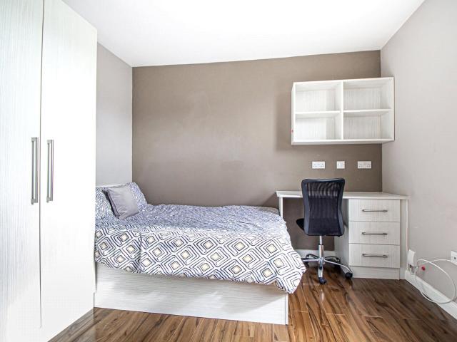 Apartment at Belle Vue Road, Leeds