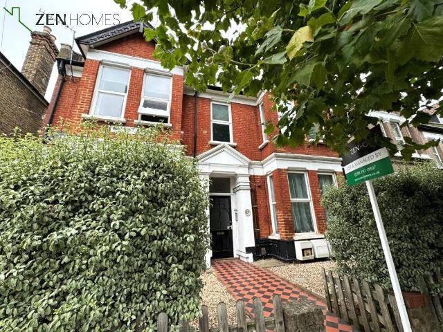 Apartment at Belmont Road, Greater London