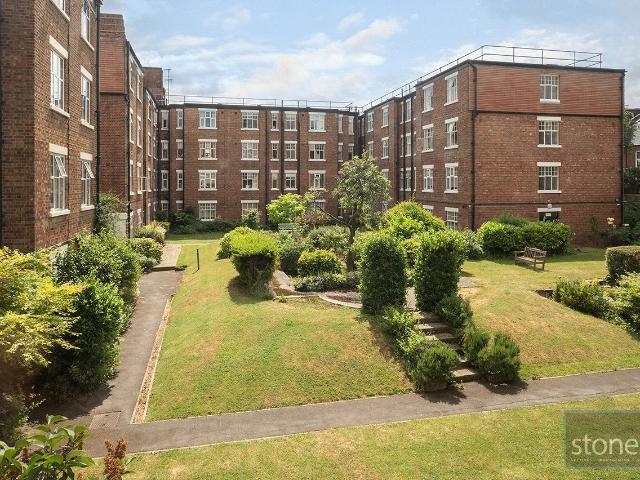 Apartment at Belsize Grove, Greater London