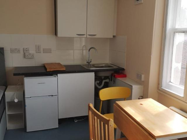Apartment at Belsize Park, Greater London