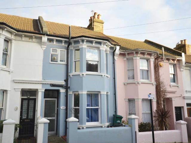 Apartment at Belton Road, Brighton
