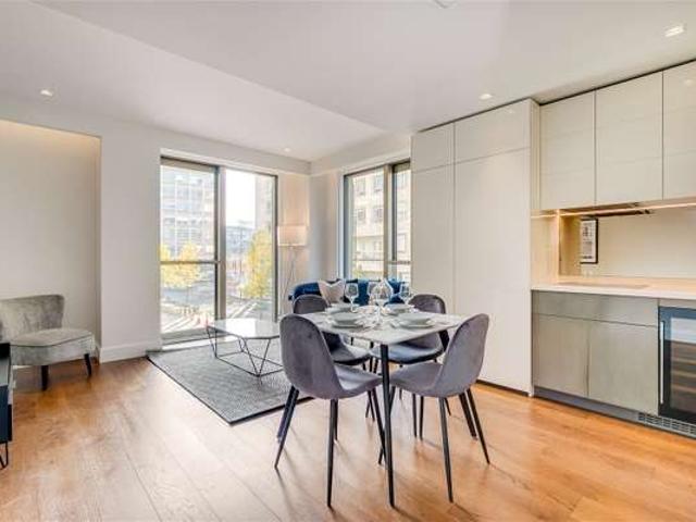 Apartment at Belvedere Road, Greater London