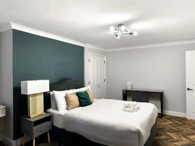 Apartment at Belvedere Road, Greater London