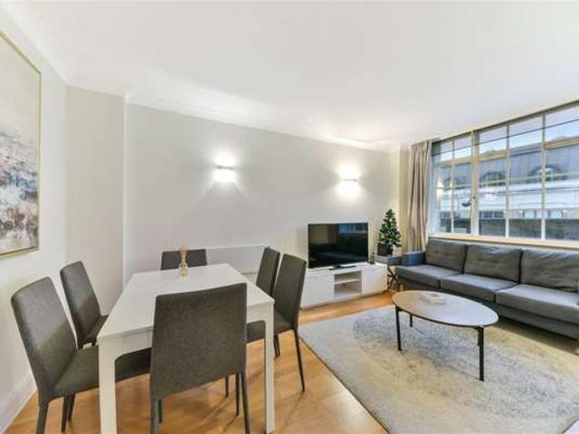 Apartment at Belvedere Road, Greater London