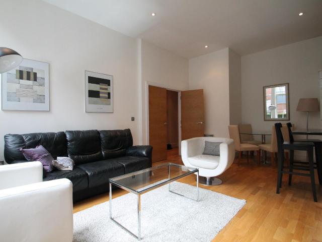 Apartment at Bennett's Yard, City of Westminster