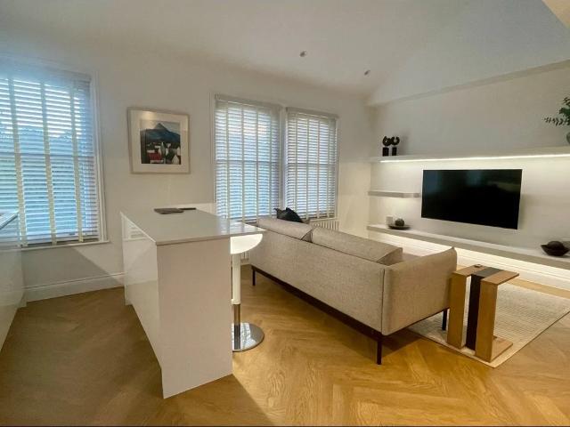 Apartment at Bennerley Road, Greater London