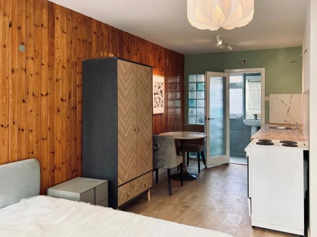 Apartment at Benson Avenue, Greater London